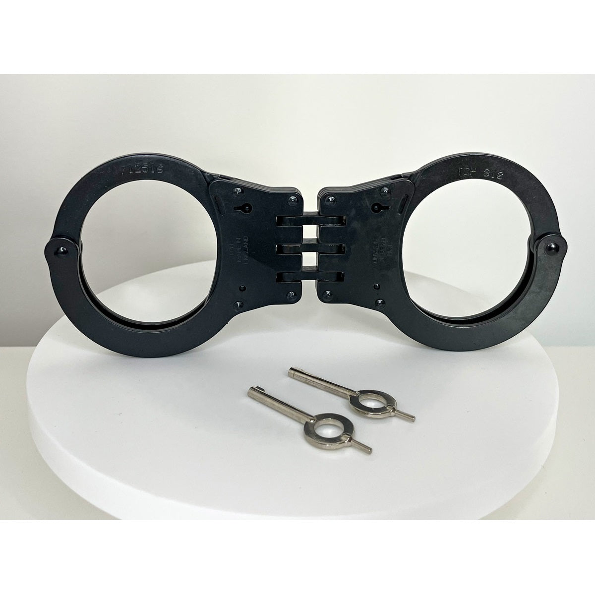 POLAS | Handcuff TC810 with US safety standard – POLAS GmbH
